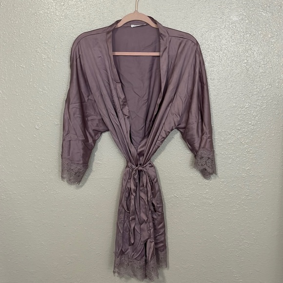Intimates & Sleepwear | Hotouch Sleepwear Robe | Poshmark